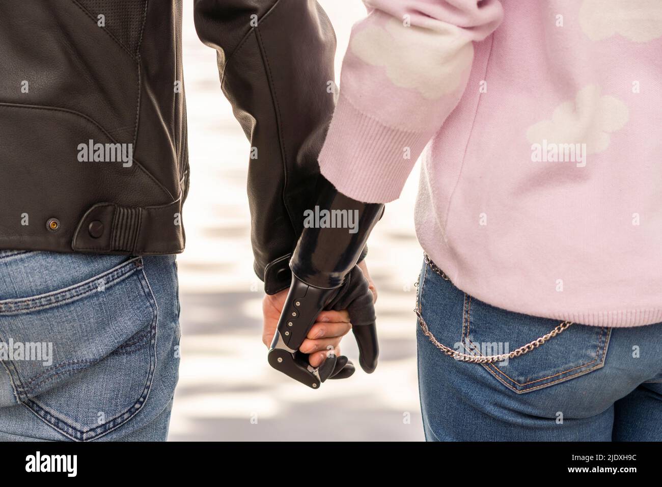 Hände amputiert -Fotos und -Bildmaterial in hoher Auflösung – Alamy