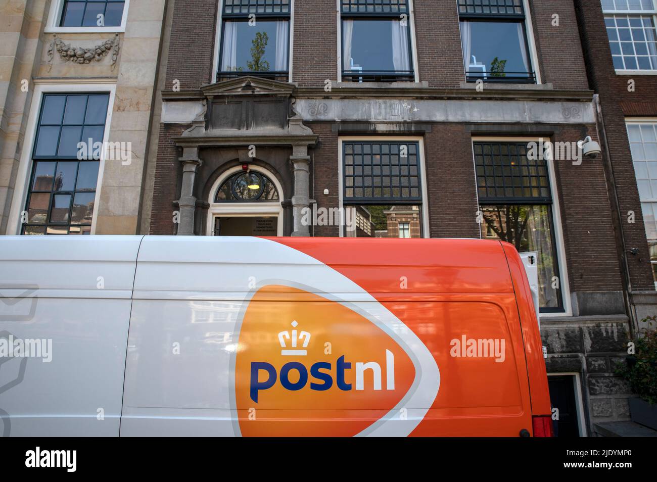 Postnl logo -Fotos und -Bildmaterial in hoher Auflösung – Alamy
