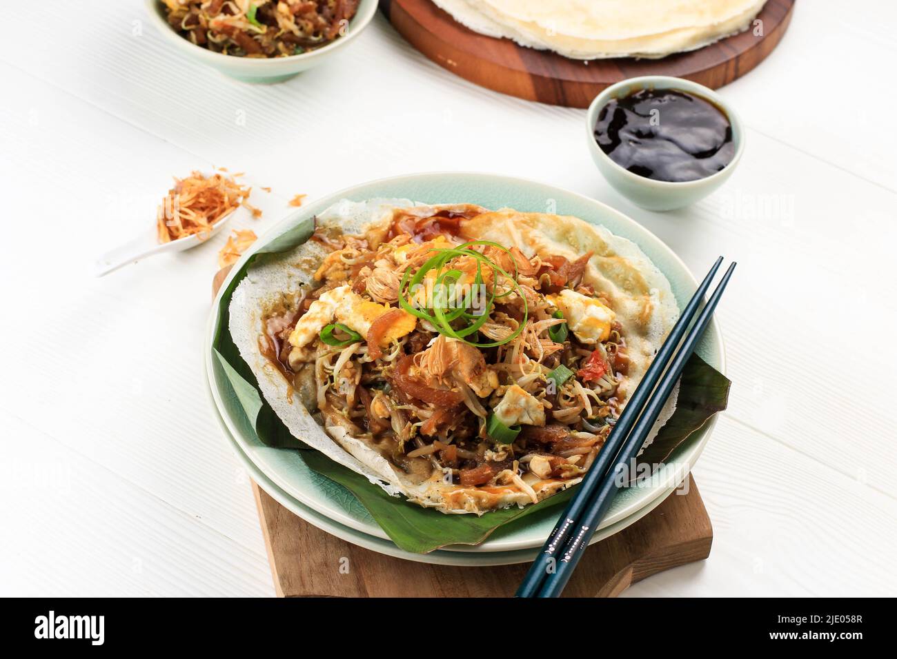 Lumpia Basah Bandung, beliebter traditioneller Street Food Snack aus ...