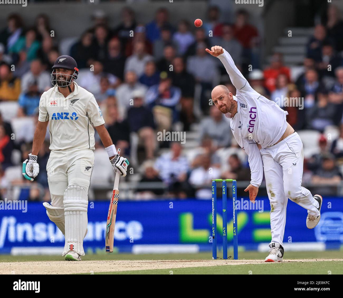 Jack leach von england -Fotos und -Bildmaterial in hoher Auflösung – Alamy