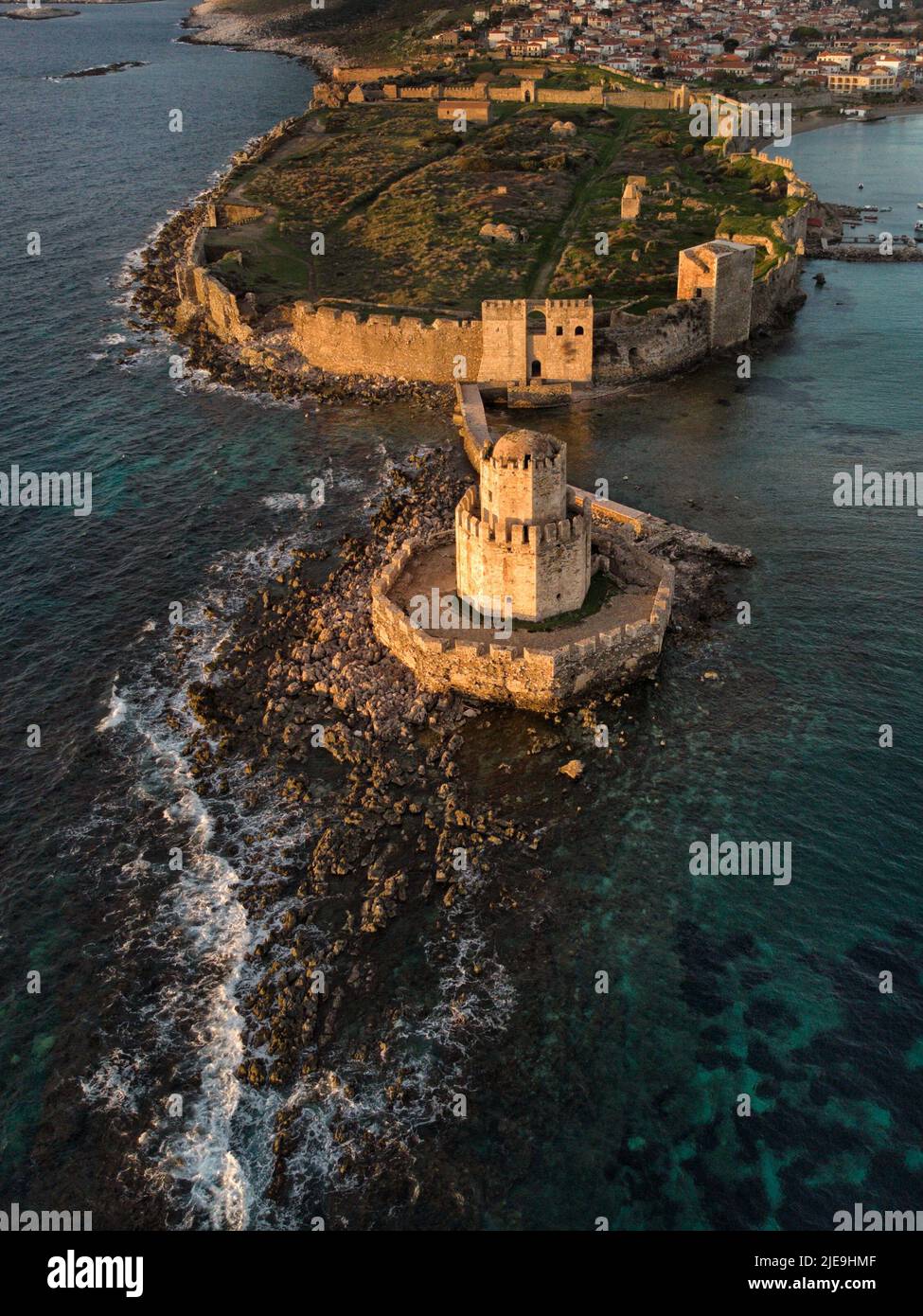 Methoni castle luftaufnahme -Fotos und -Bildmaterial in hoher Auflösung ...