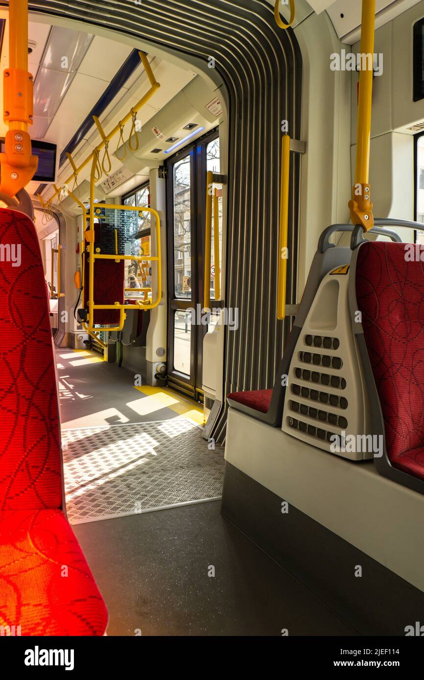 Danzig Polen - Mai 2022 Szene des öffentlichen Verkehrs in Danzig. Die ...