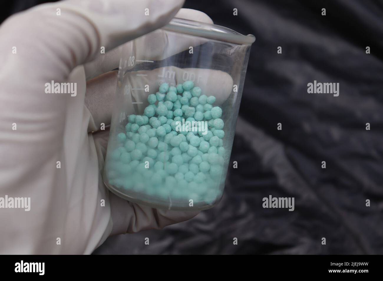 Urea farm -Fotos und -Bildmaterial in hoher Auflösung – Alamy