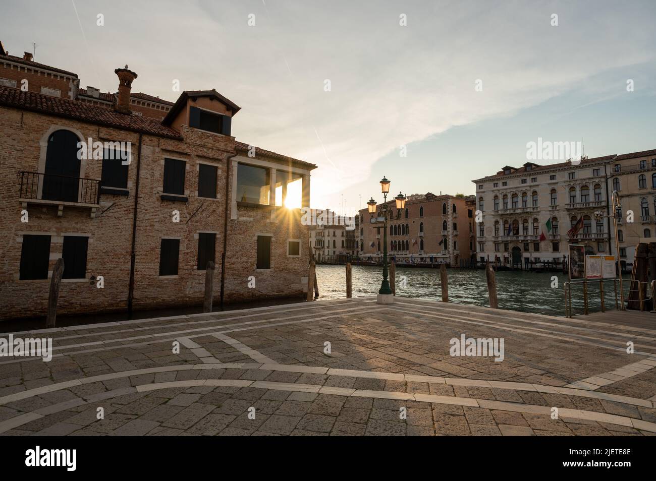 Venedig im sommer -Fotos und -Bildmaterial in hoher Auflösung – Alamy