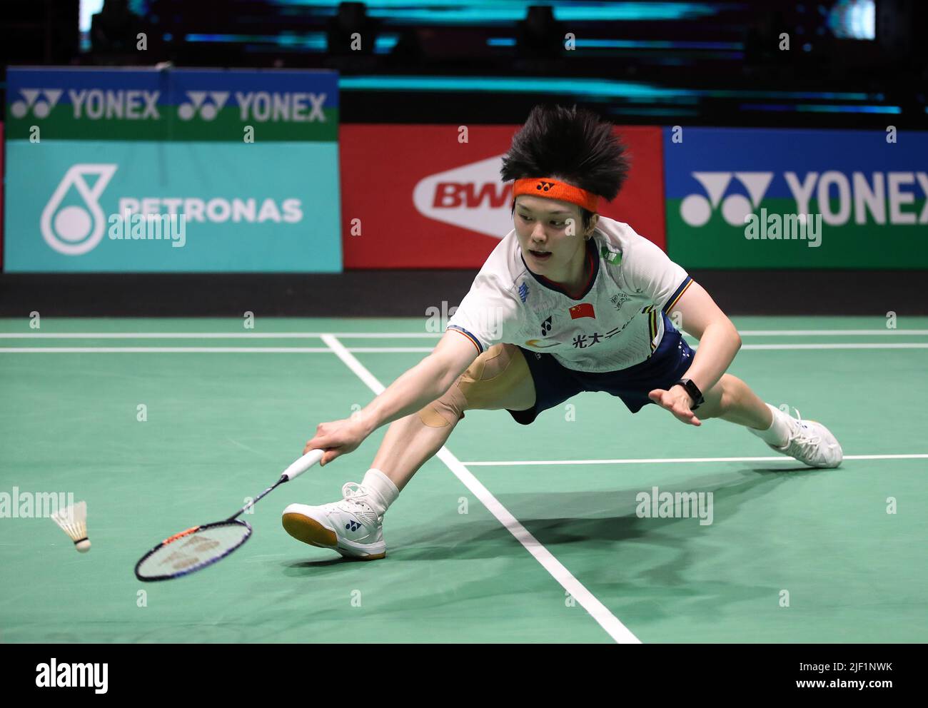 Wang Zhi Yi aus China konkurriert gegen He Bing Jiao aus China während der Single-Runde der ...