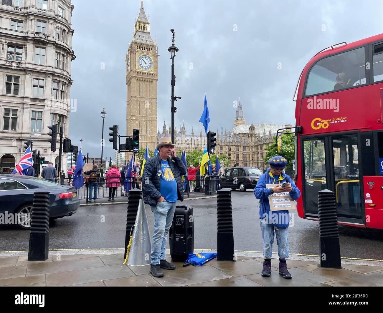 Der Anti-Brexit-Protestant Steve Bray wird einen Tag nach der ...
