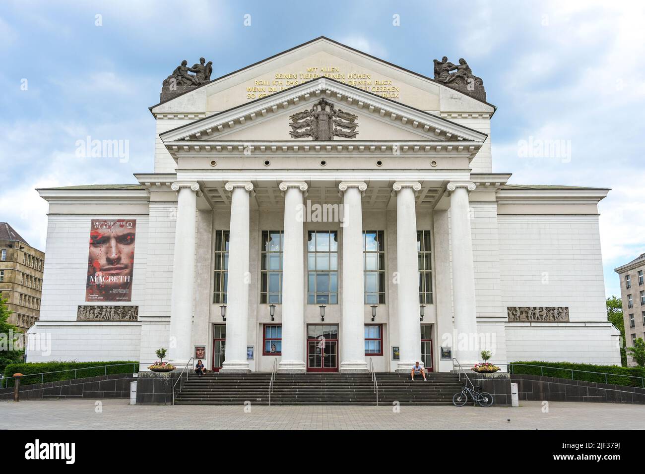 Duisburg, 25. Juni 2022: Deutsche Oper am Rhein, Oper und Theater ...