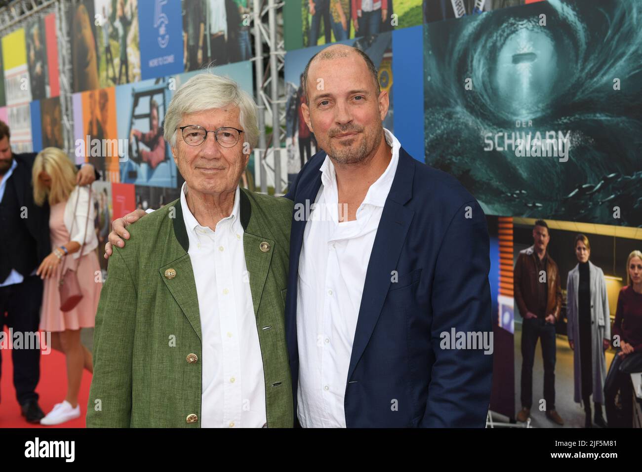 München, Deutschland. 29.. Juni 2022. Die Schauspieler Christian Wolff (l.) und Patrick Wolff ...