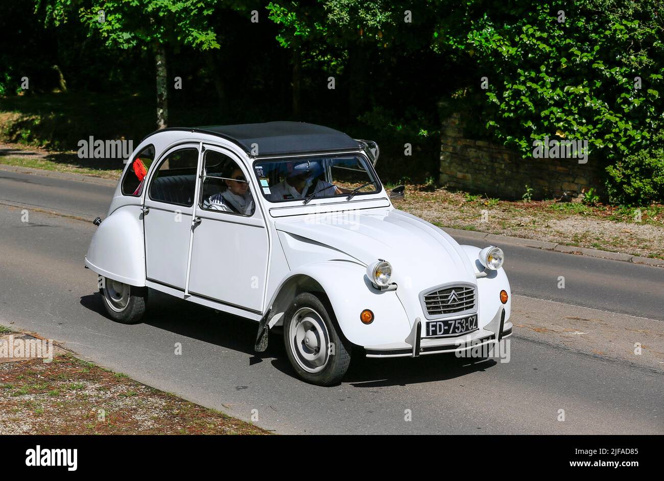 Citroen ente -Fotos und -Bildmaterial in hoher Auflösung – Alamy