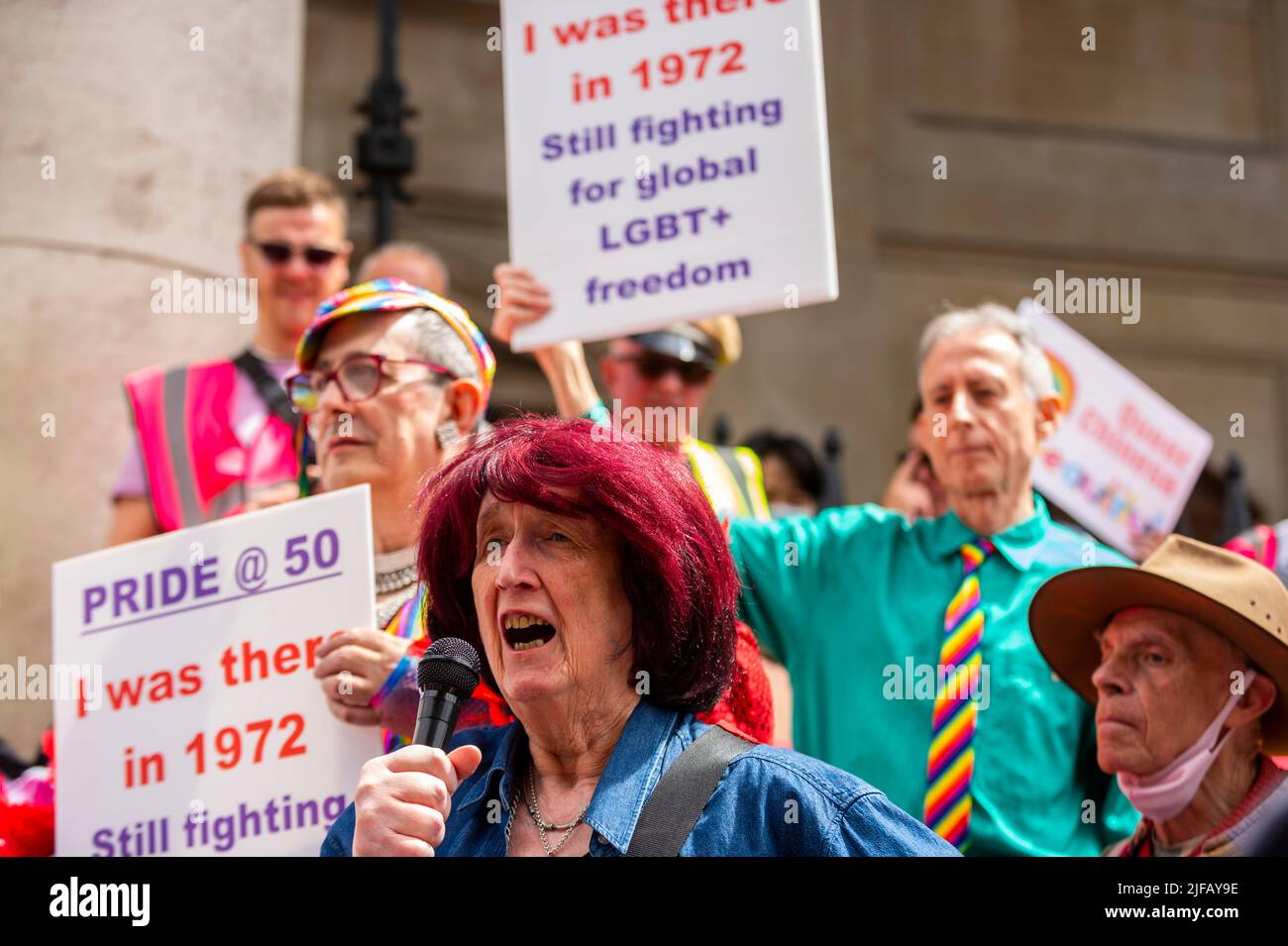 London, Großbritannien. 1. Juli 2022. Ältere Veteranen, darunter Peter ...