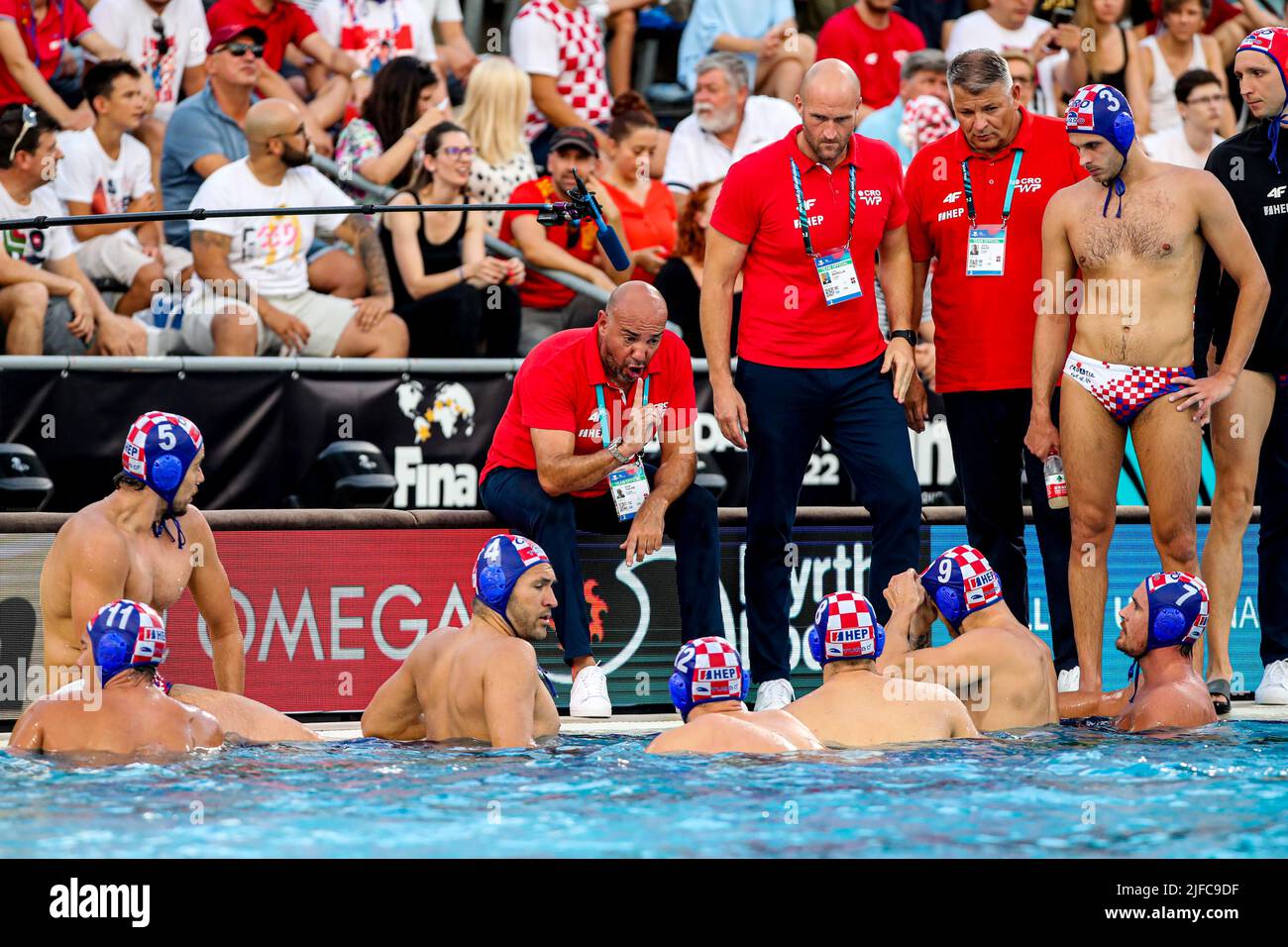 Trainer zoran bajic aus kroatien -Fotos und -Bildmaterial in hoher ...