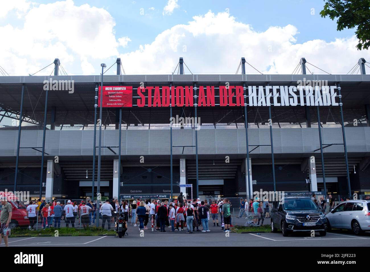 Rwe stadion hafenstrasse -Fotos und -Bildmaterial in hoher Auflösung ...