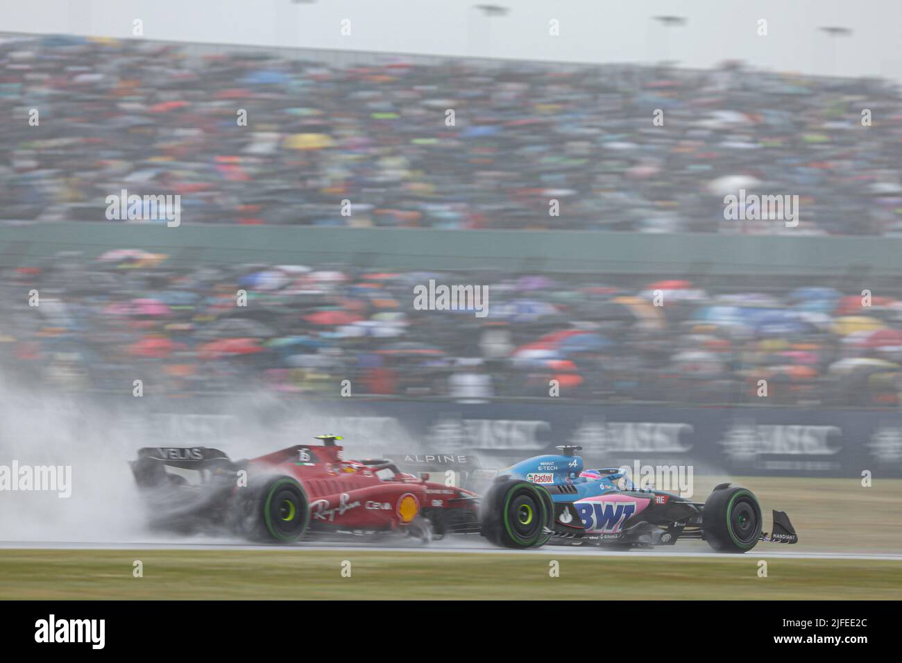 Fernando alonso and charles leclerc -Fotos und -Bildmaterial in hoher ...