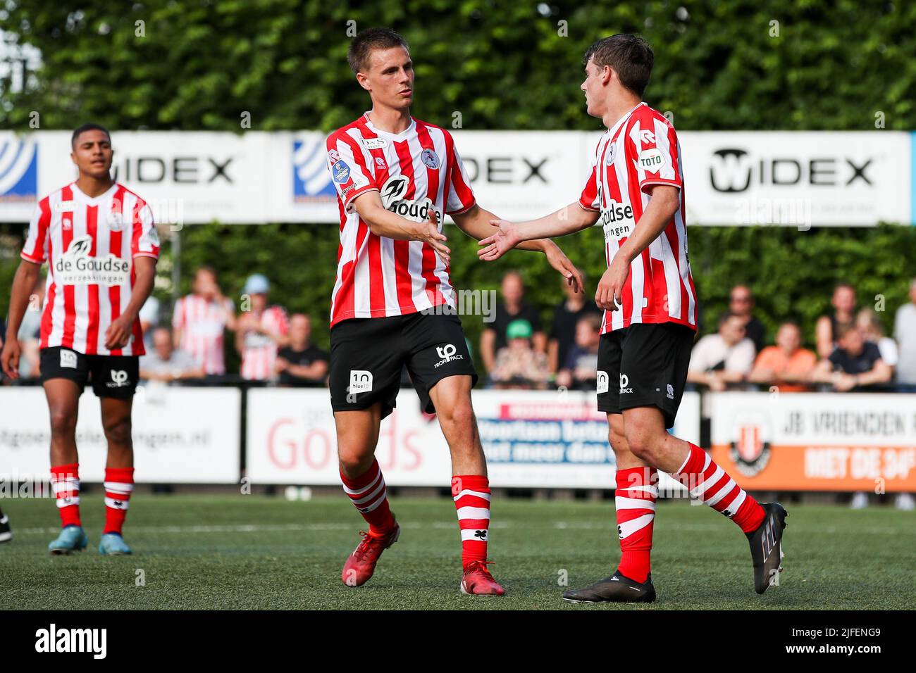GOUDA, NIEDERLANDE - 2. JULI: Lorenzo van Kleef von Sparta Rotterdam, Patrick Brouwer von Sparta ...