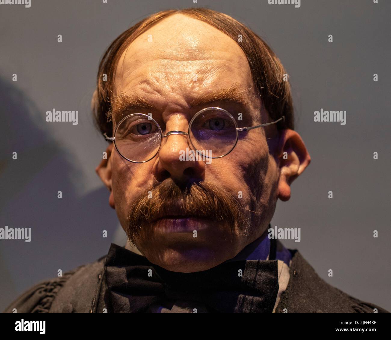 Professor flitwick -Fotos und -Bildmaterial in hoher Auflösung – Alamy