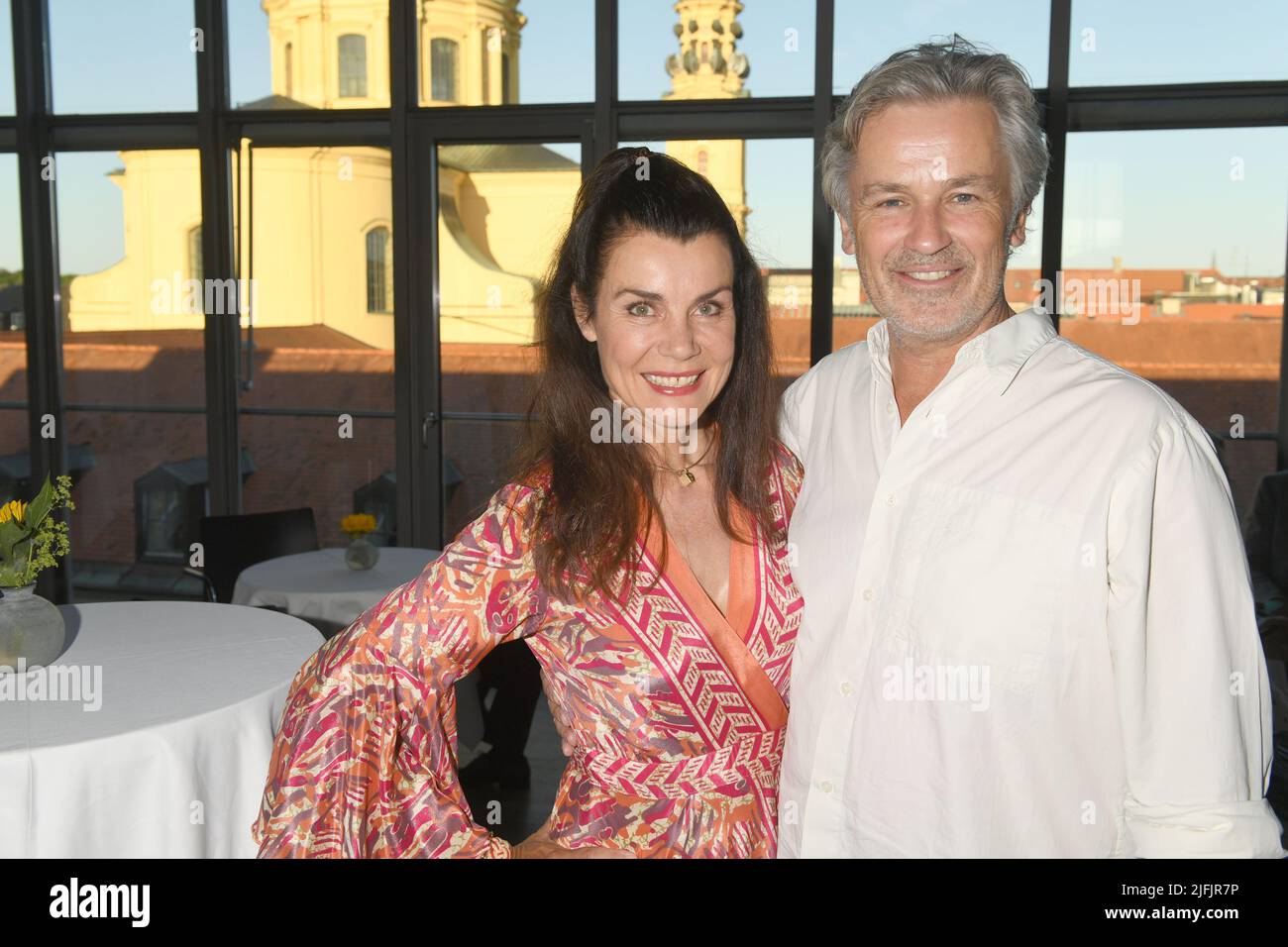 Nicola tiggeler und timothy peach -Fotos und -Bildmaterial in hoher ...