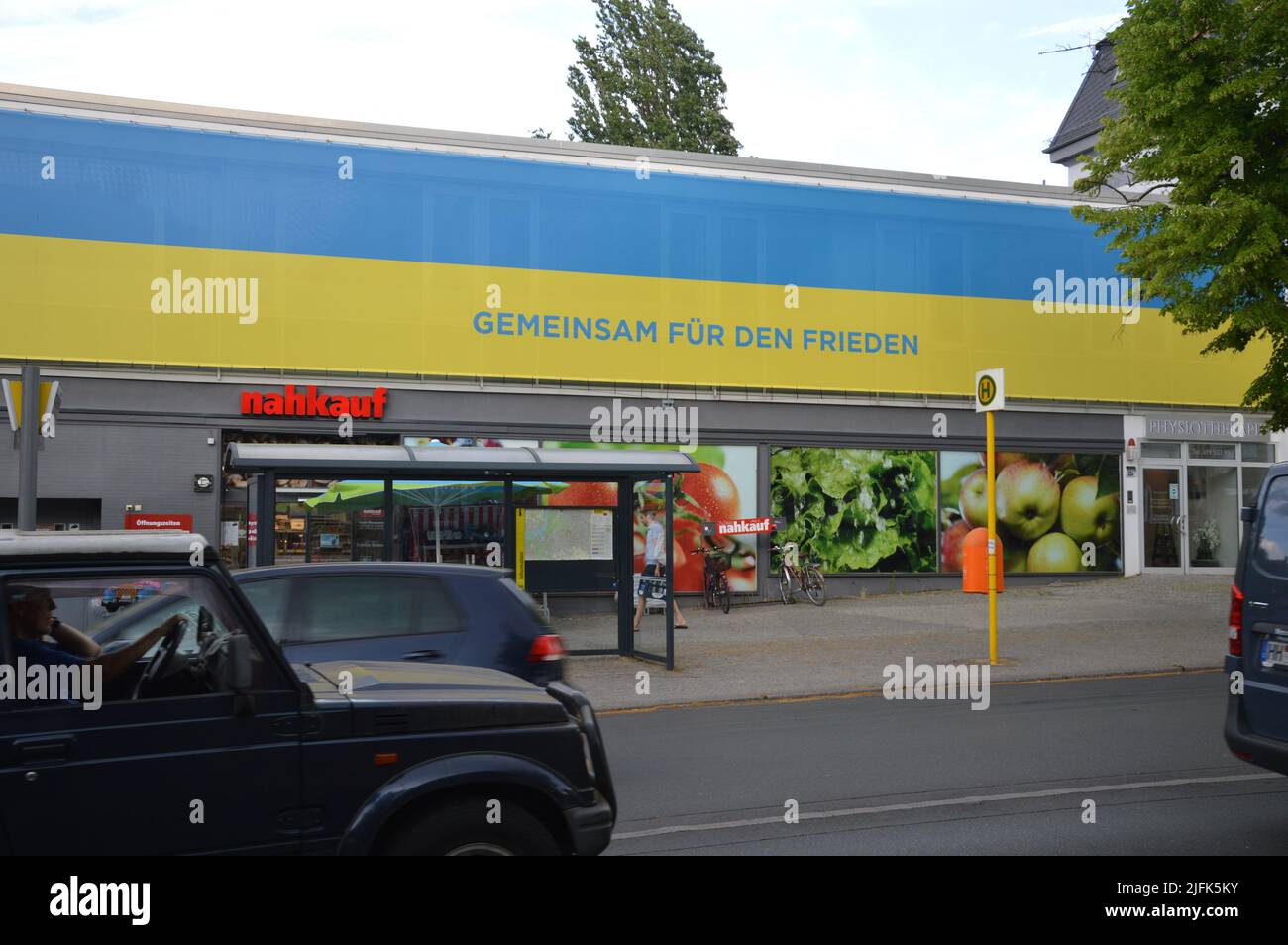 Berlin, Deutschland - 24. Juni 2022 - 'gemeinsam für den Frieden ... Berlin, Deutschland - 24. Juni 2022 - 'gemeinsam für den Frieden ...