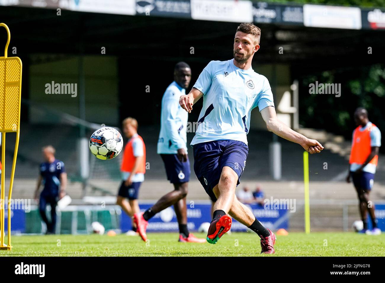WAGENINGEN, NIEDERLANDE - 4. JULI: Brandon Mechele vom Club Brugge ...