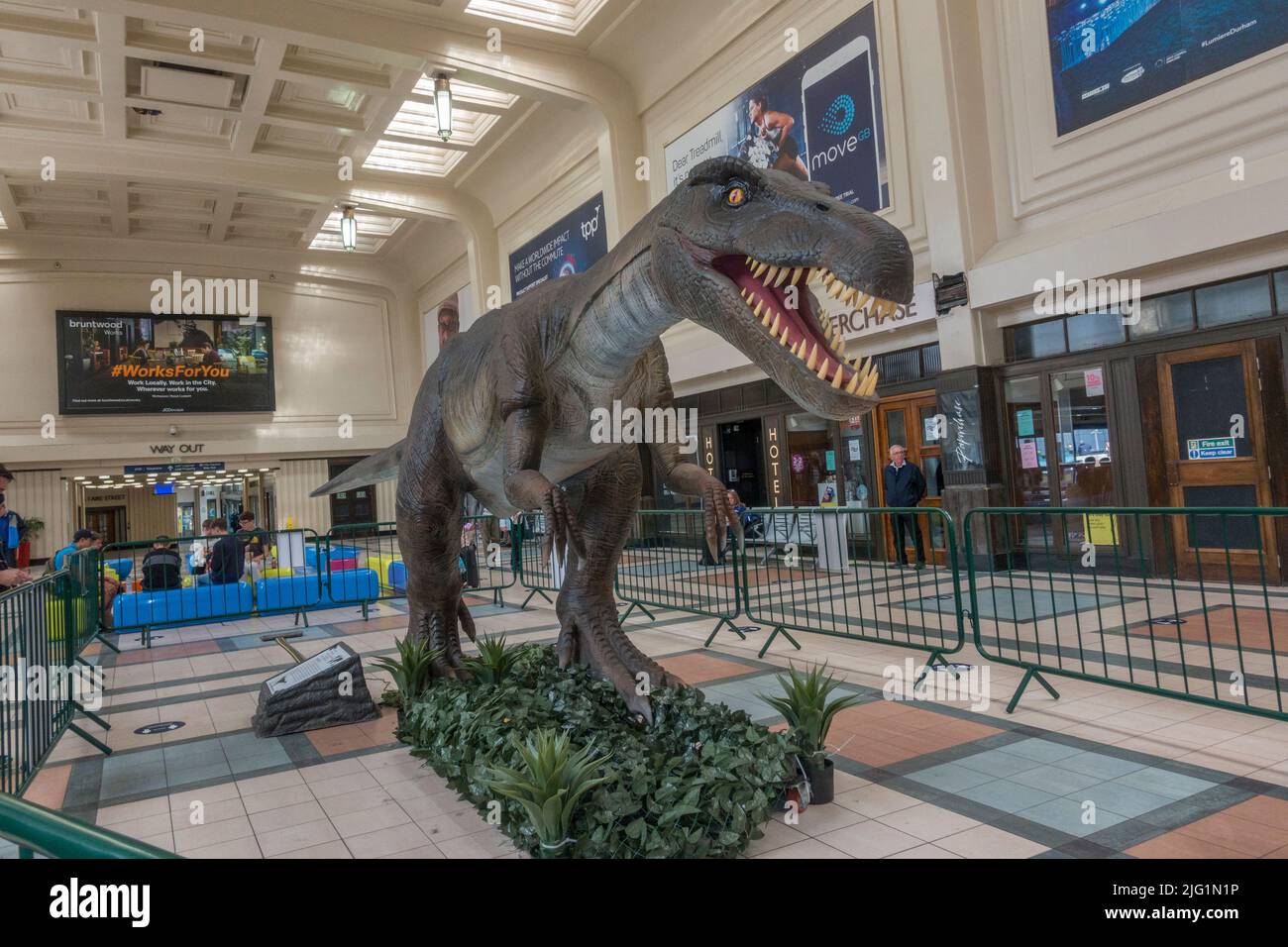 Dinosaurier in leeds -Fotos und -Bildmaterial in hoher Auflösung – Alamy