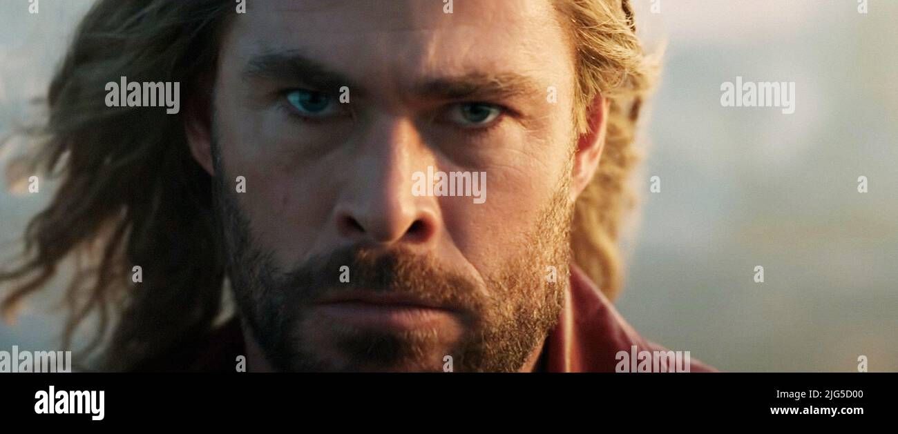 THOR: LIEBE UND DONNER, Chris Hemsworth als Thor, 2022. © Walt Disney ...