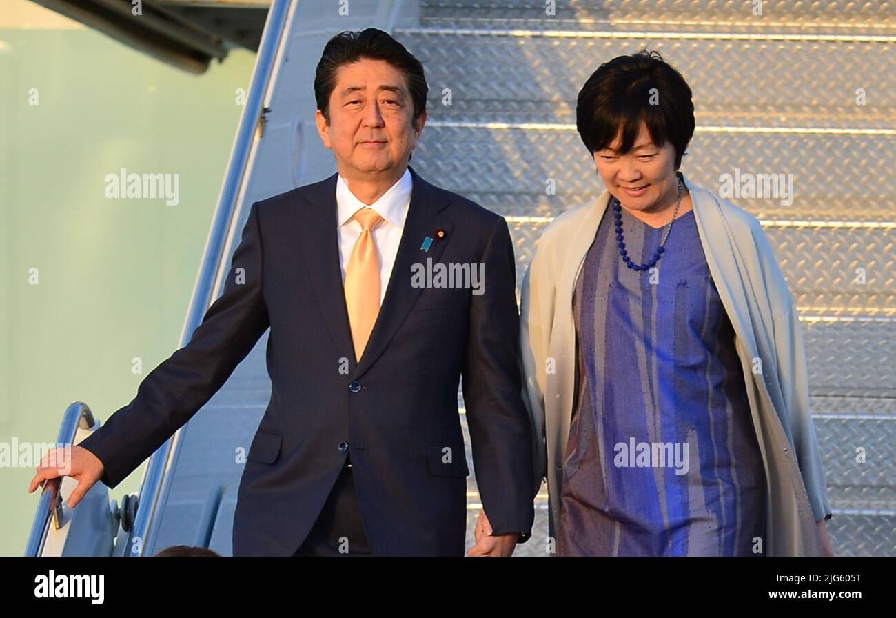 **DATEI FOTO** ehemaliger japanischer PM Shinzo Abe zeigt keine ...