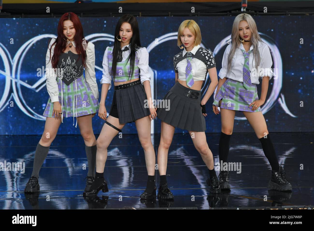 Die K-Pop-Mädchengruppe aespa treten am 8. Juli 2022 in New York auf der Bühne der „Good Morning ...