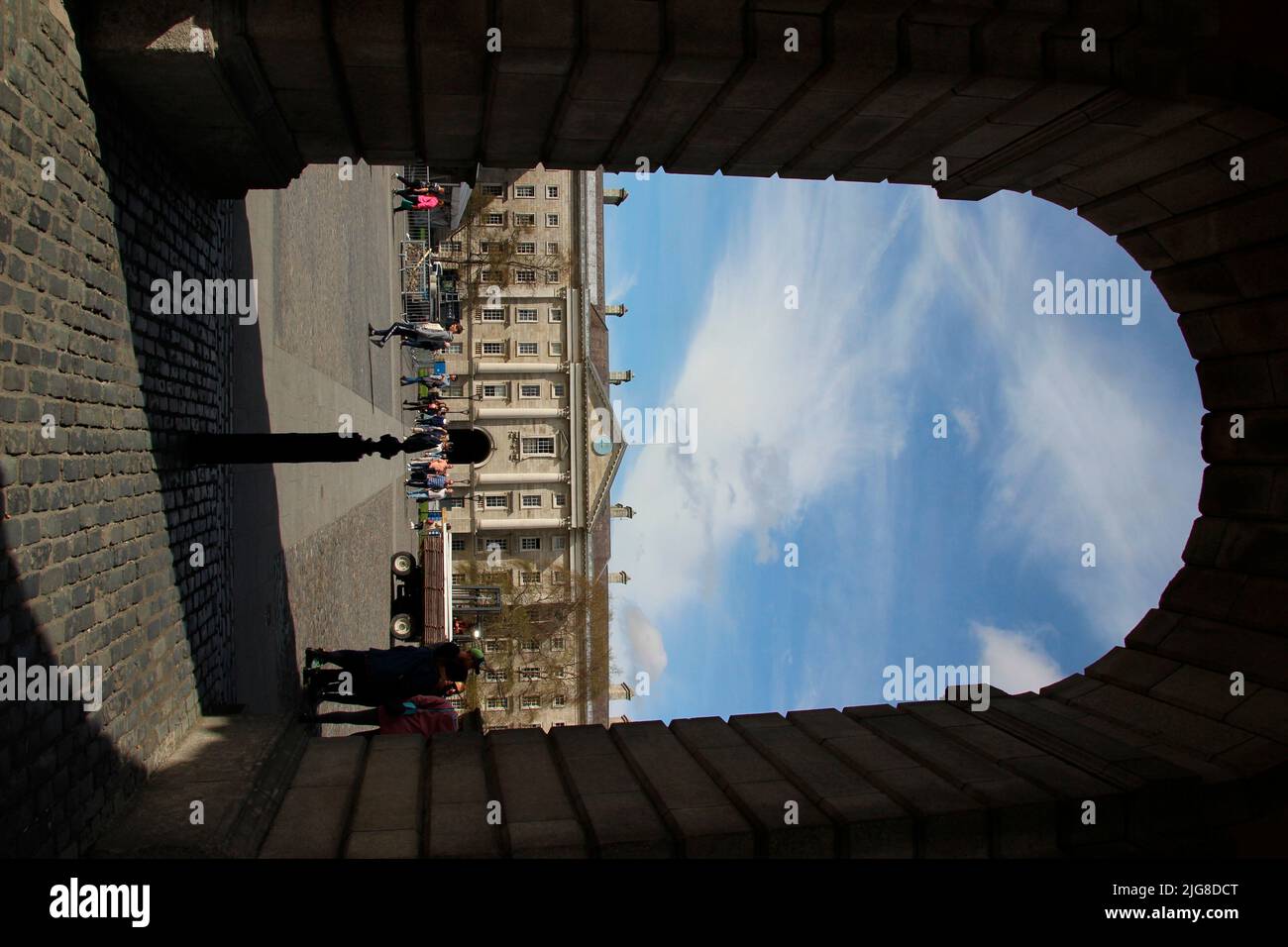 Gebäude torbogen -Fotos und -Bildmaterial in hoher Auflösung – Alamy