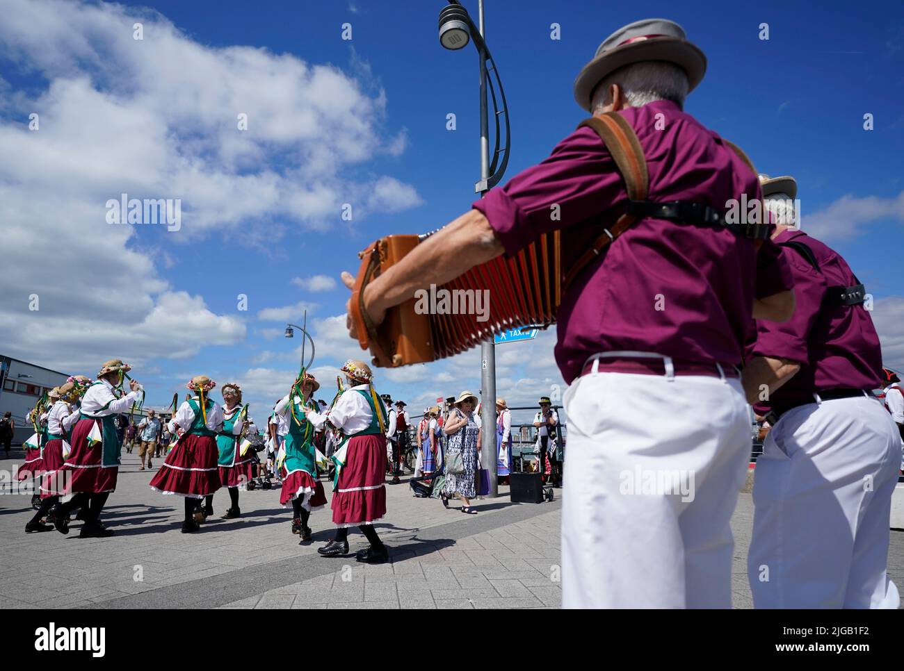 Mitglieder von Taeppas Tump Morris treten während des Victory Morris ...