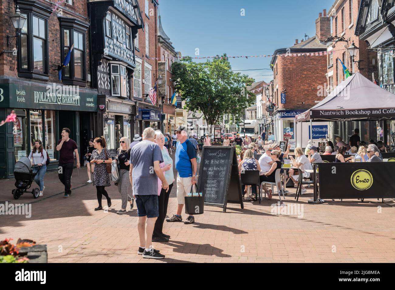 Nantwich square -Fotos und -Bildmaterial in hoher Auflösung – Alamy