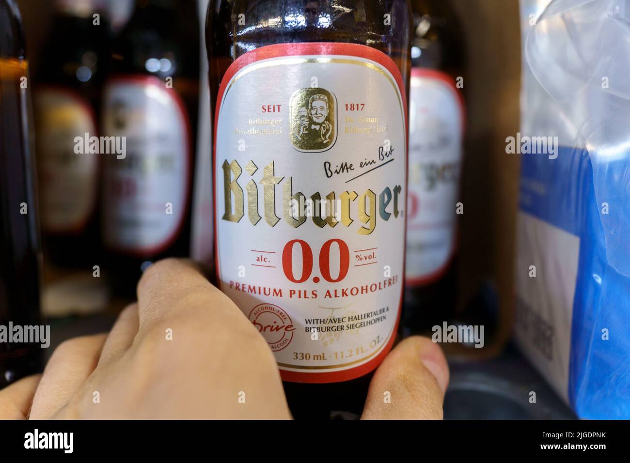 Brauerei bitburger -Fotos und -Bildmaterial in hoher Auflösung – Alamy