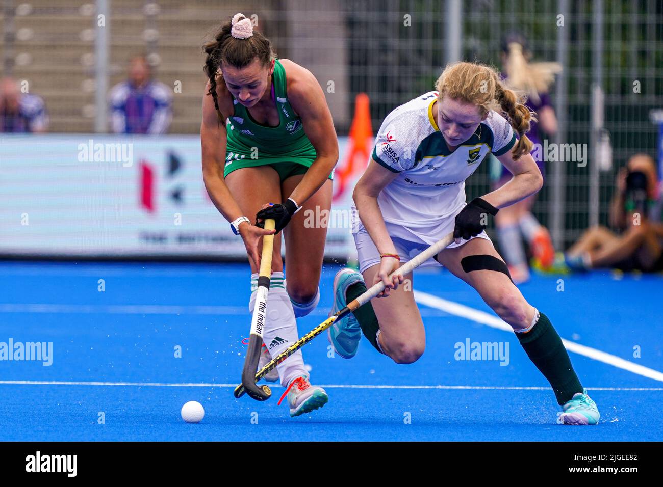 AMSTELVEEN, NIEDERLANDE - 10. JULI: Deirdre Duke of Ireland, Kayla de ...