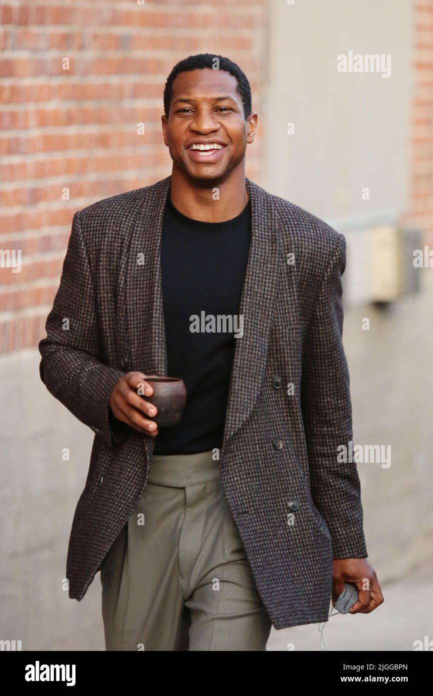 Prominente wie Martin Short und Jonathan Majors bei Jimmy Kimmel Live ...