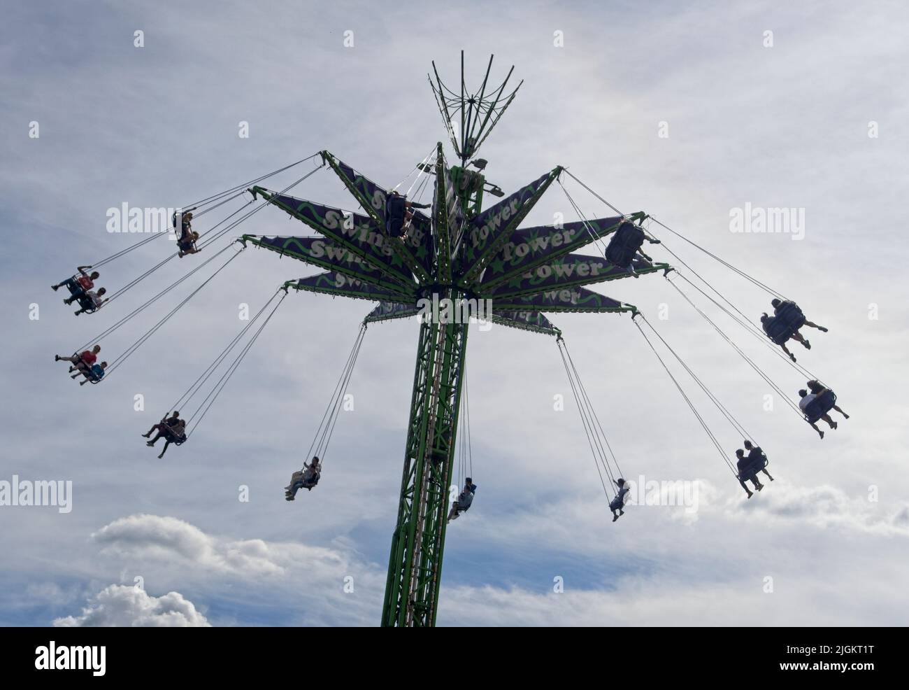 Swing tower -Fotos und -Bildmaterial in hoher Auflösung – Alamy
