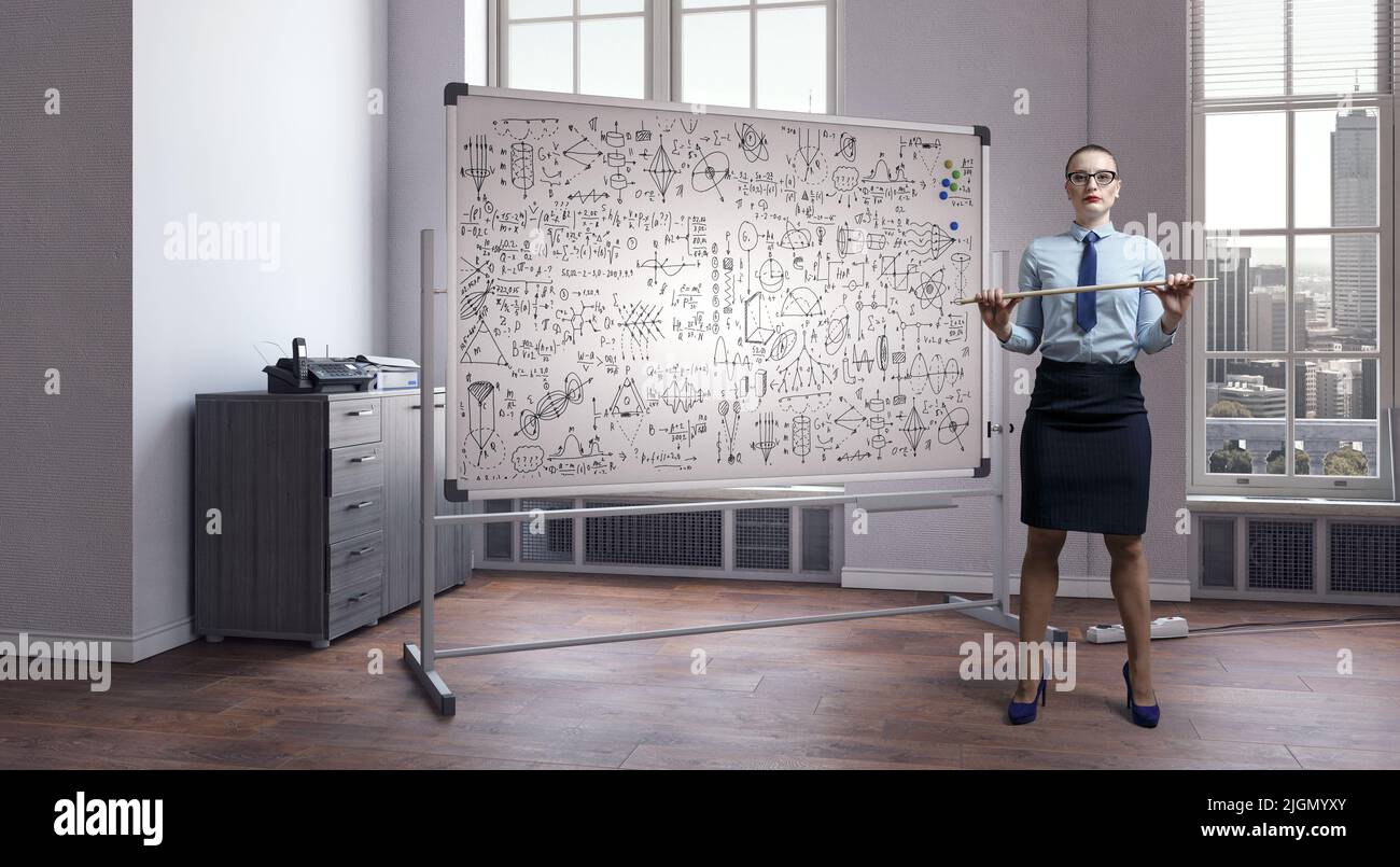 Angry teacher pointer -Fotos und -Bildmaterial in hoher Auflösung – Alamy