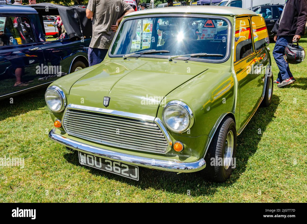 Front grill mini -Fotos und -Bildmaterial in hoher Auflösung – Alamy