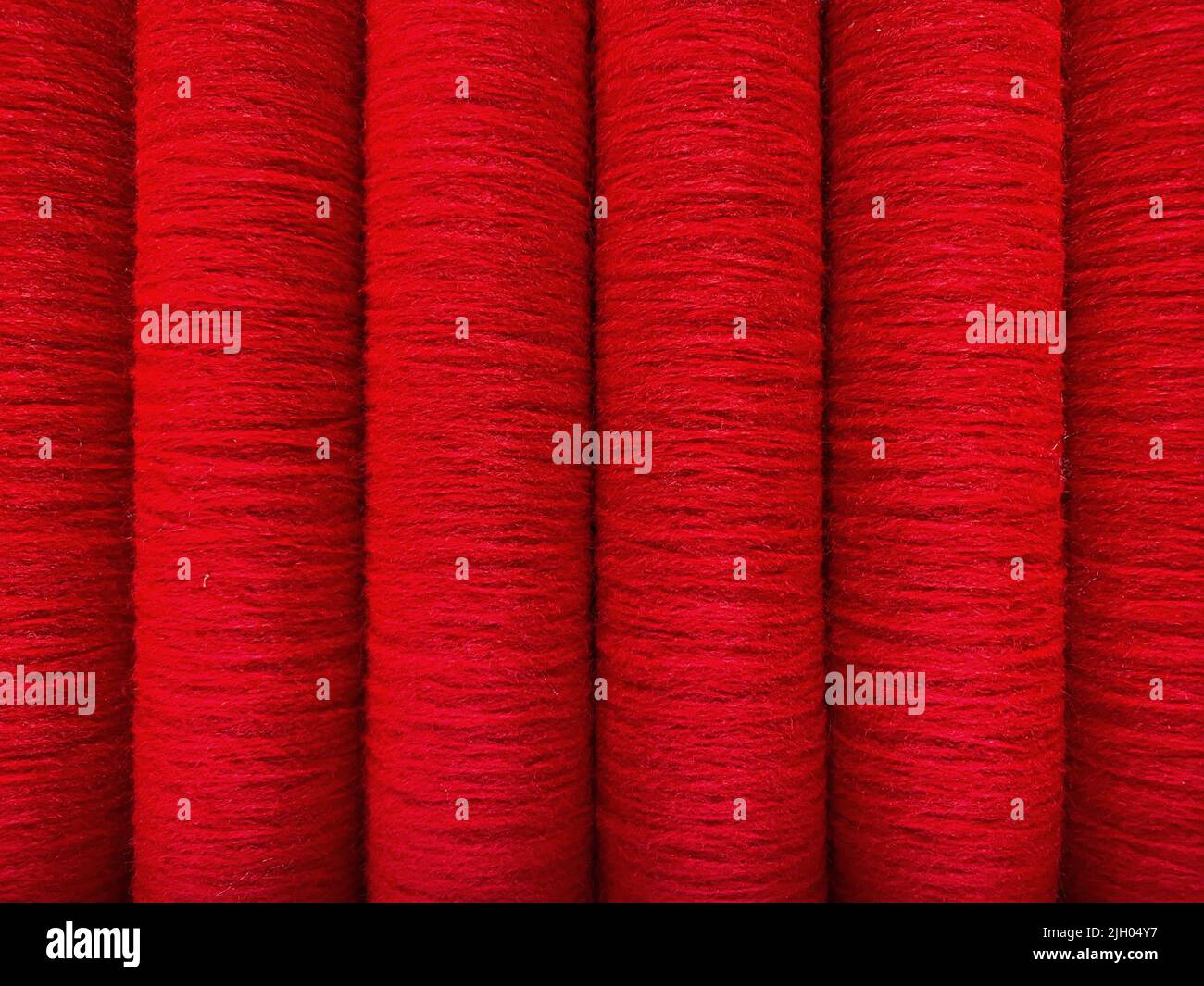 Garn stricken -Fotos und -Bildmaterial in hoher Auflösung – Alamy