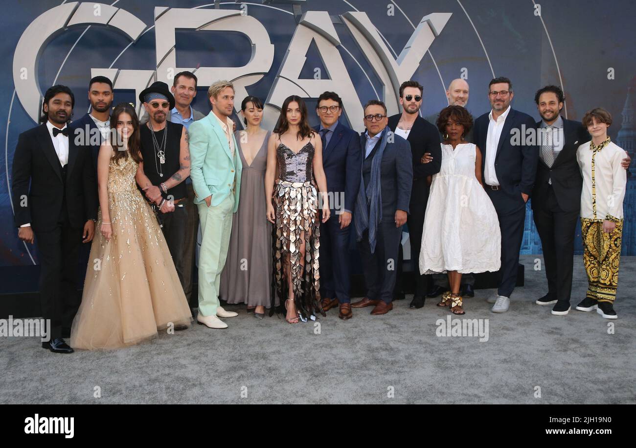 13. Juli 2022 - Hollywood, Kalifornien - Dhanush, Regé-Jean Page, Julia ...