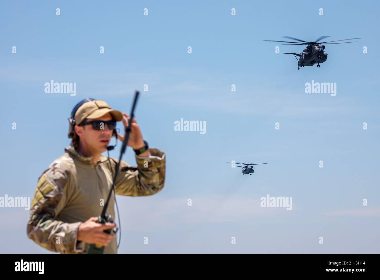 220713-N-N0842-1222 SAN DIEGO (13. Juli 2022) Royal Australian Navy LT ...