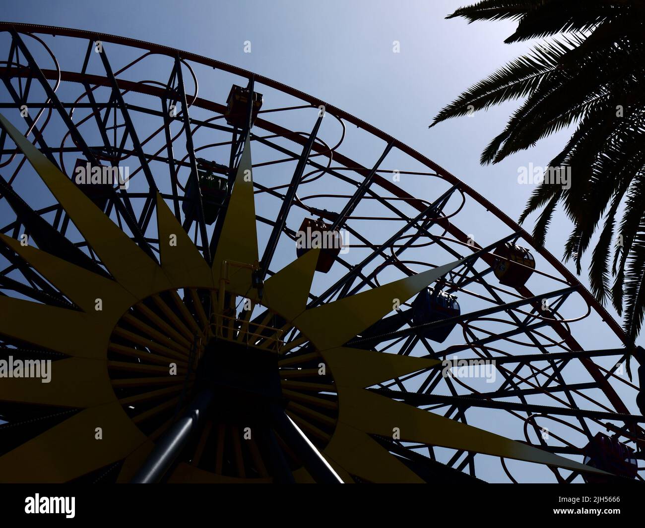 Paradies pier riesenrad -Fotos und -Bildmaterial in hoher Auflösung – Alamy