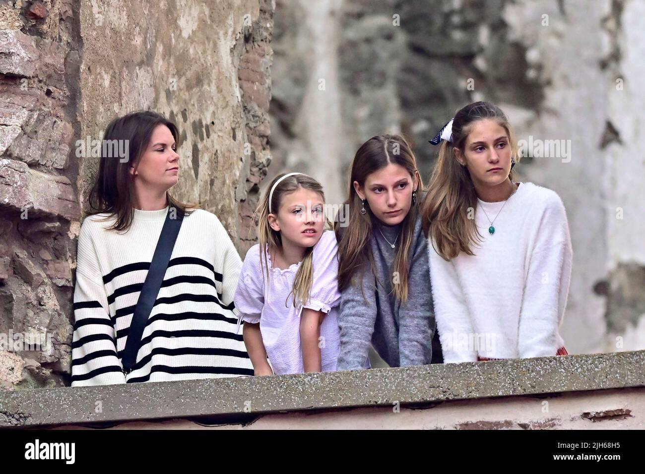 Prinzessin Estelle mit den Töchtern von Königin Silvia's Neffen Patrick ...