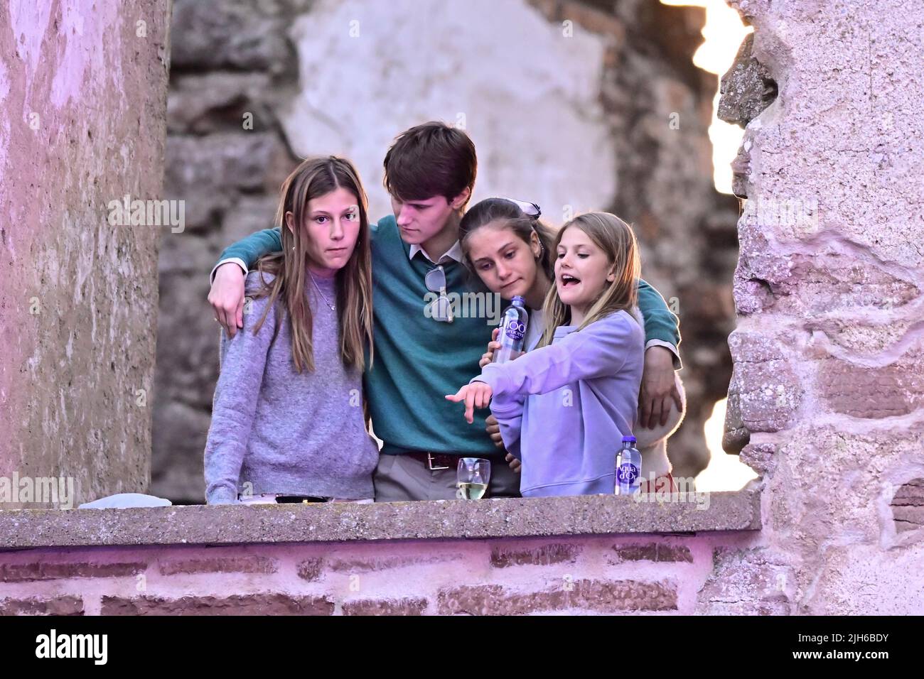 Prinzessin Estelle mit den Töchtern von Königin Silvia's Neffen Patrick ...