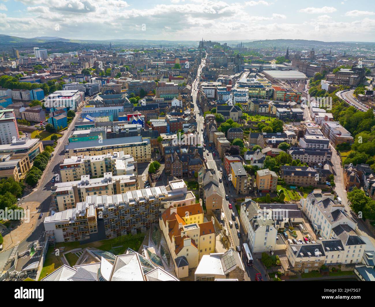 Luftaufnahme der Royal Mile in der Altstadt von Edinburgh, Schottland ...