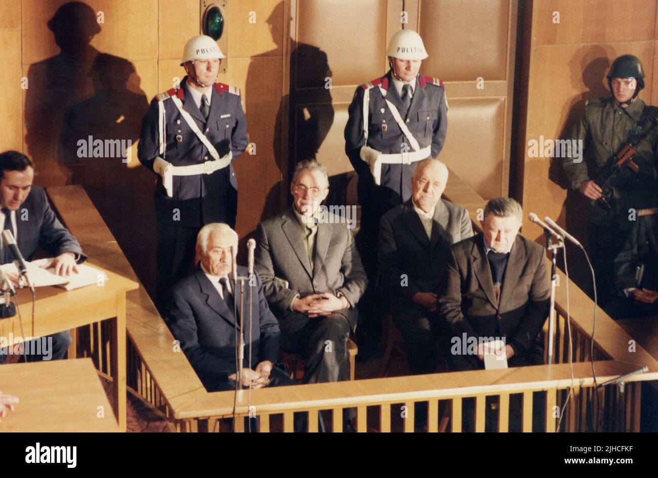 Bukarest, Rumänien, Januar 1990. Der Prozess gegen die vier ...