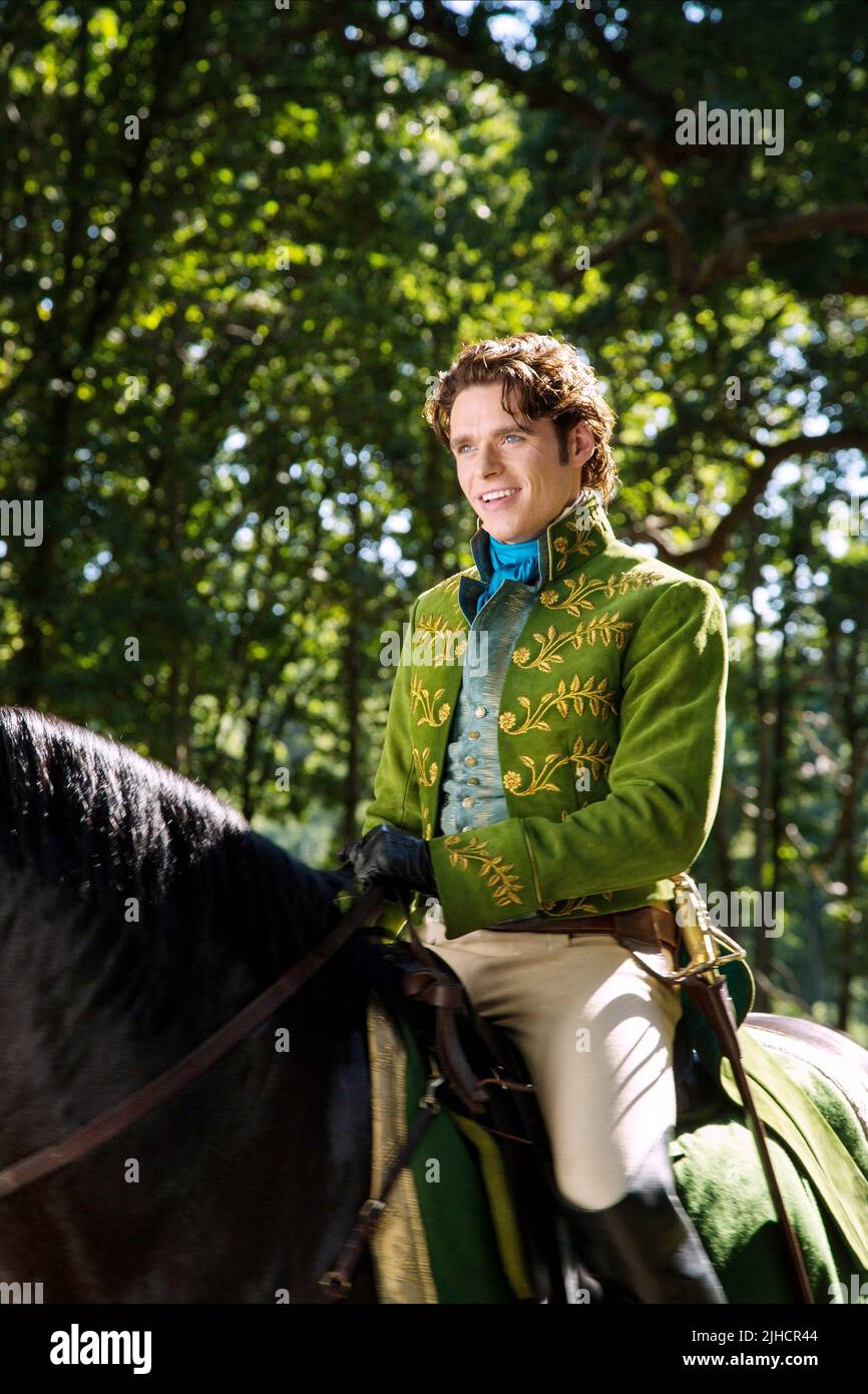 Cinderella 2015 Richard Madden Richard Madden (Cinderella) Wallpapers