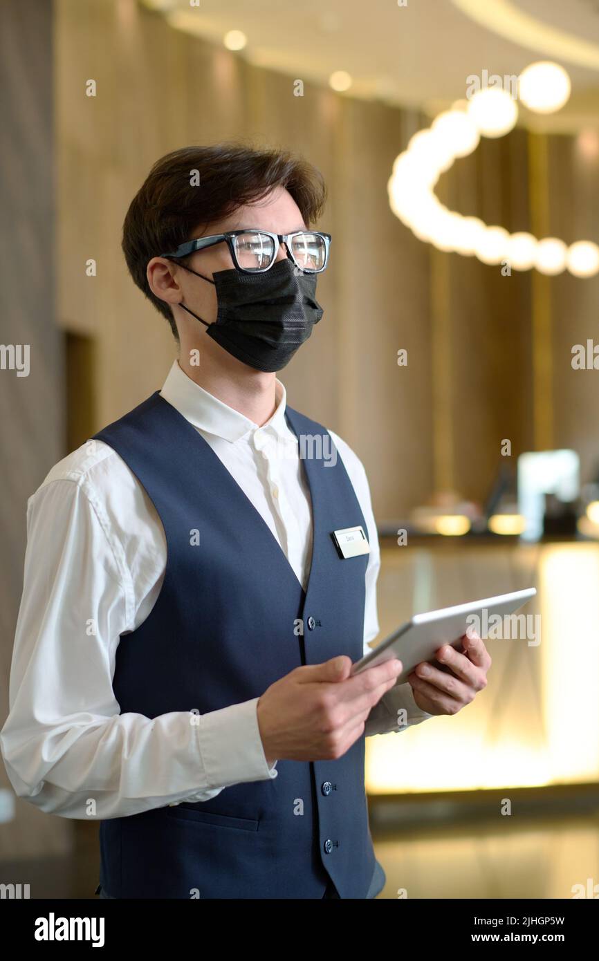 Mitarbeiterversammlung des hotels -Fotos und -Bildmaterial in hoher ...