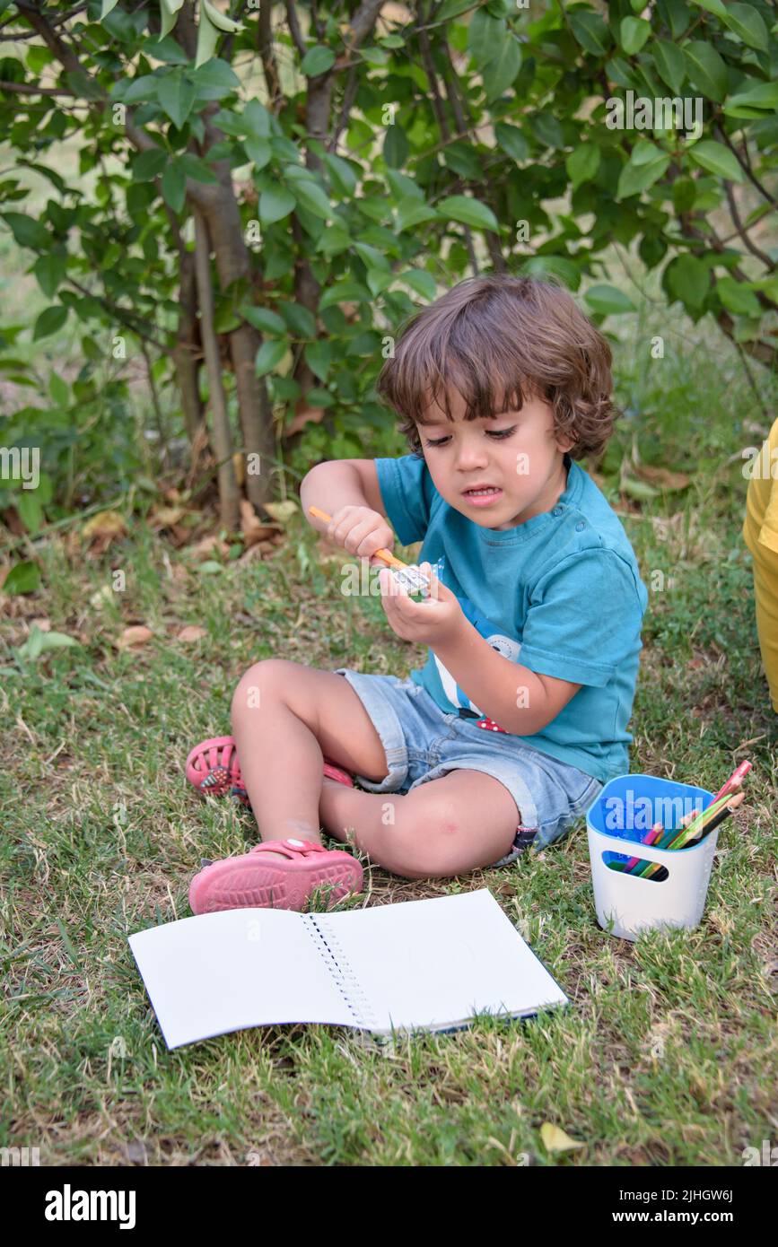 Schöne bilder malen -Fotos und -Bildmaterial in hoher Auflösung – Alamy