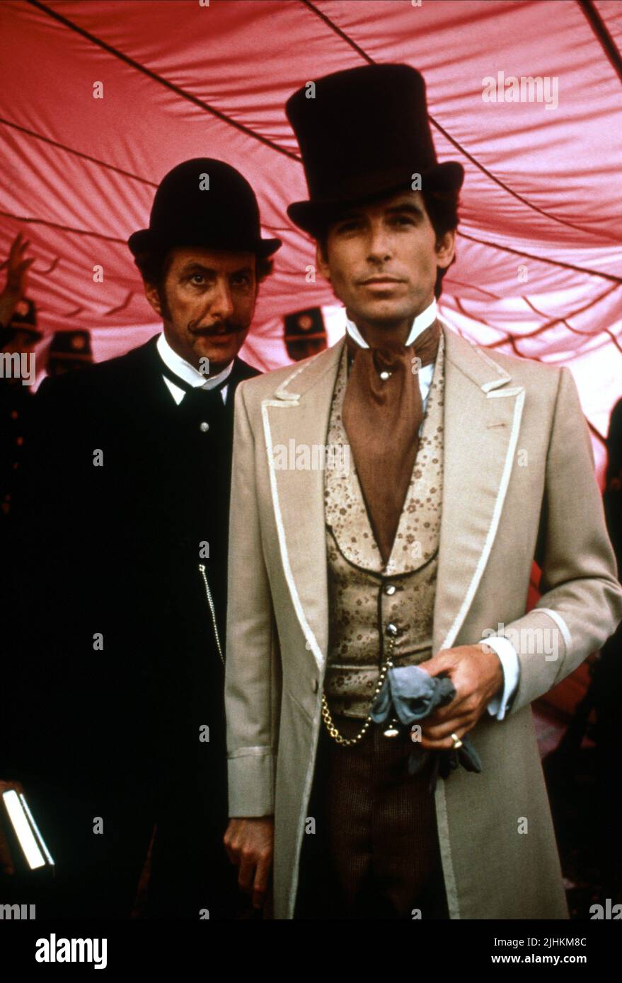 Jean passepartout eric idle phileas -Fotos und -Bildmaterial in hoher ...