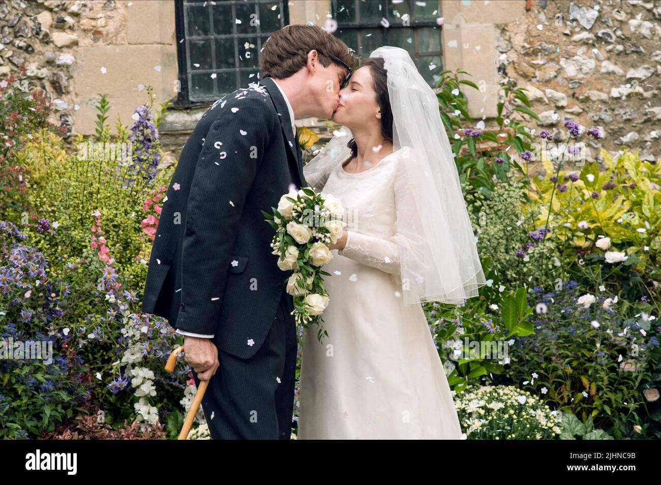 Eddie redmayne felicity jones -Fotos und -Bildmaterial in hoher ...