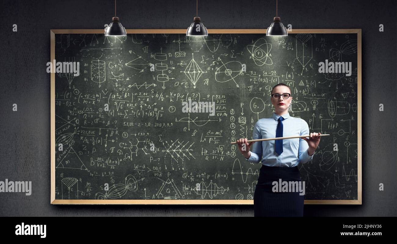 Angry teacher pointer -Fotos und -Bildmaterial in hoher Auflösung – Alamy