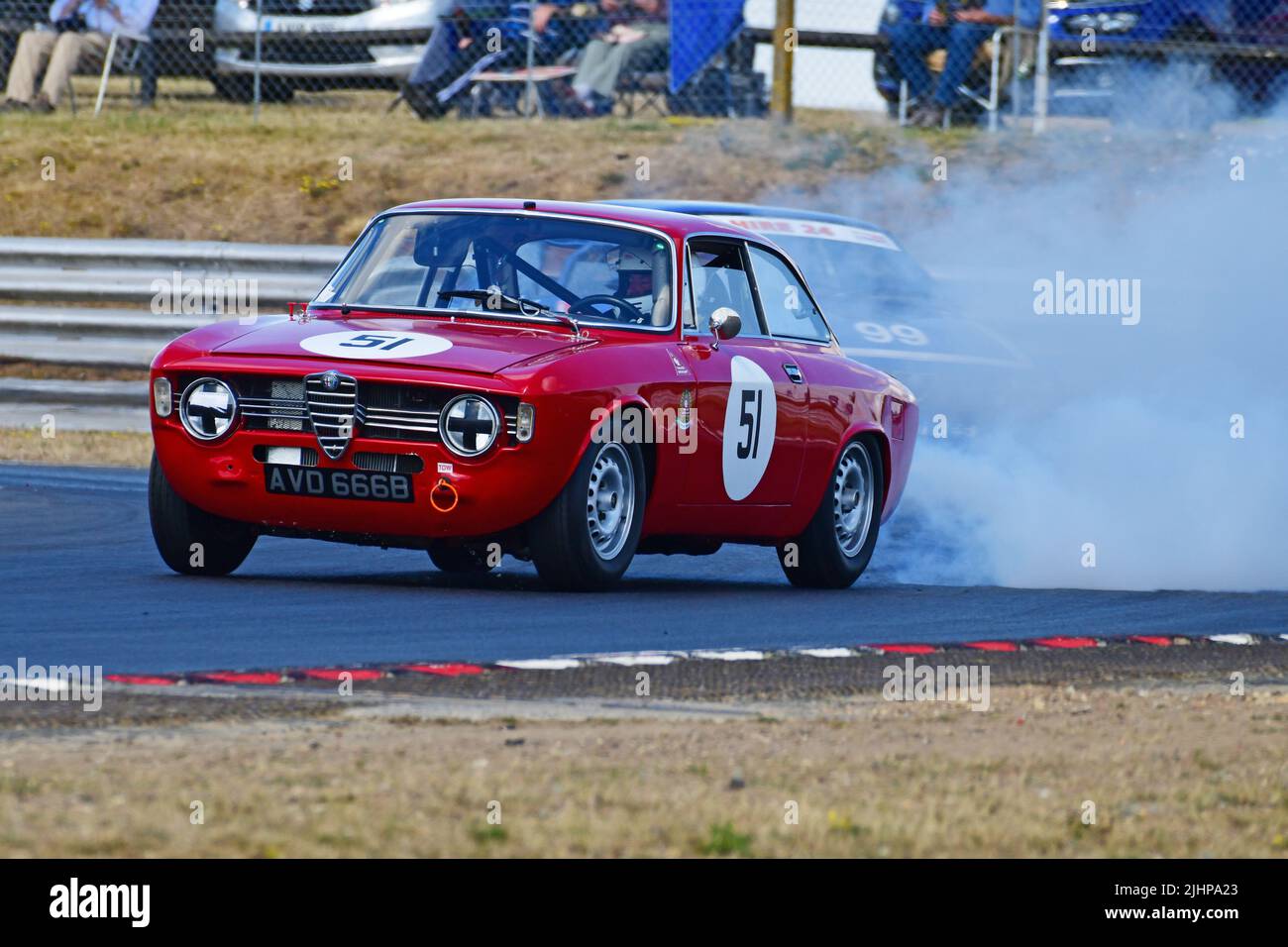 In einer Wolke aussteigen, Timothy Dutton, Alfa Romeo Giulia Sprint GT ...